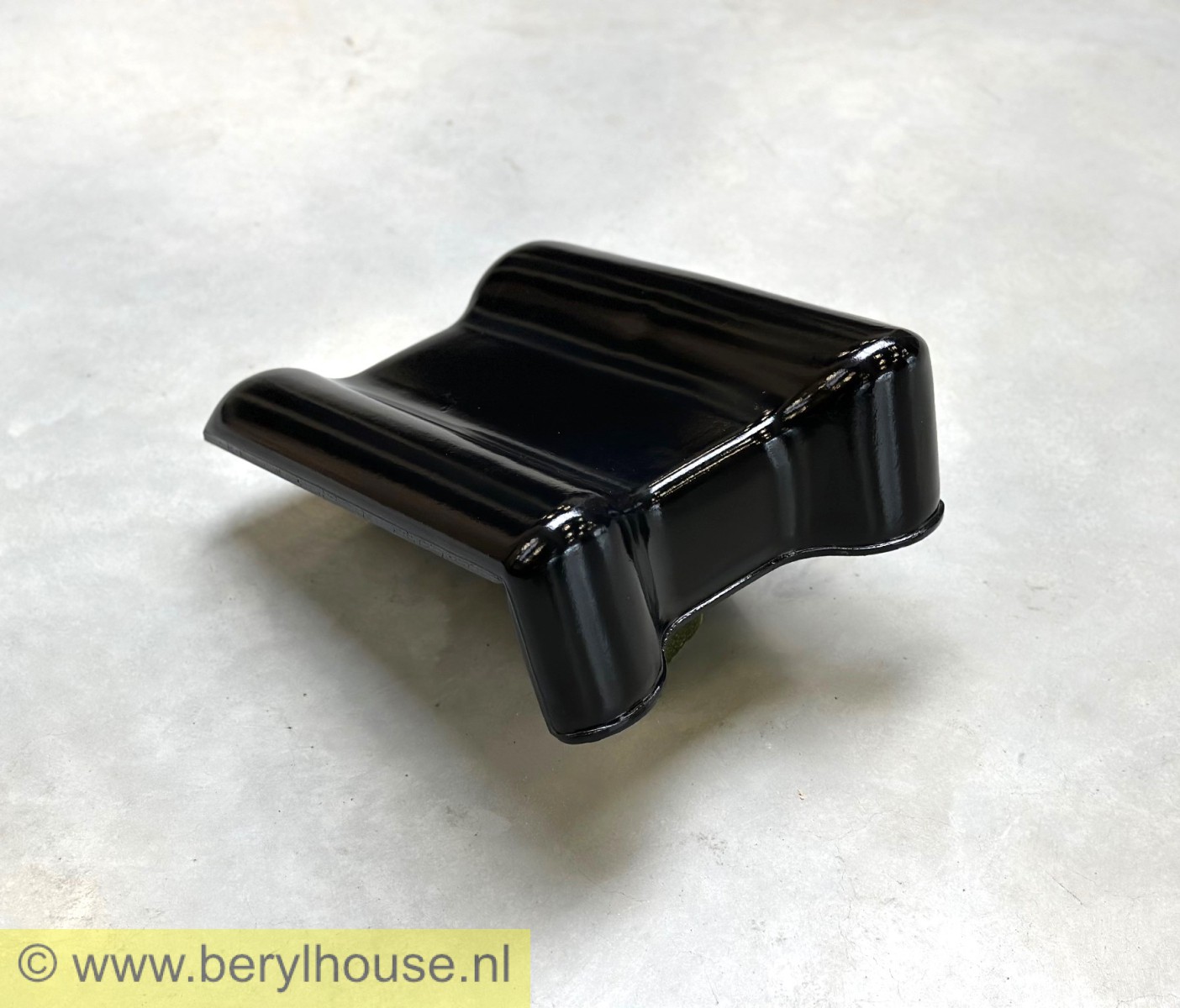 Chaperongevelpan links (per stuk) – Beryl House