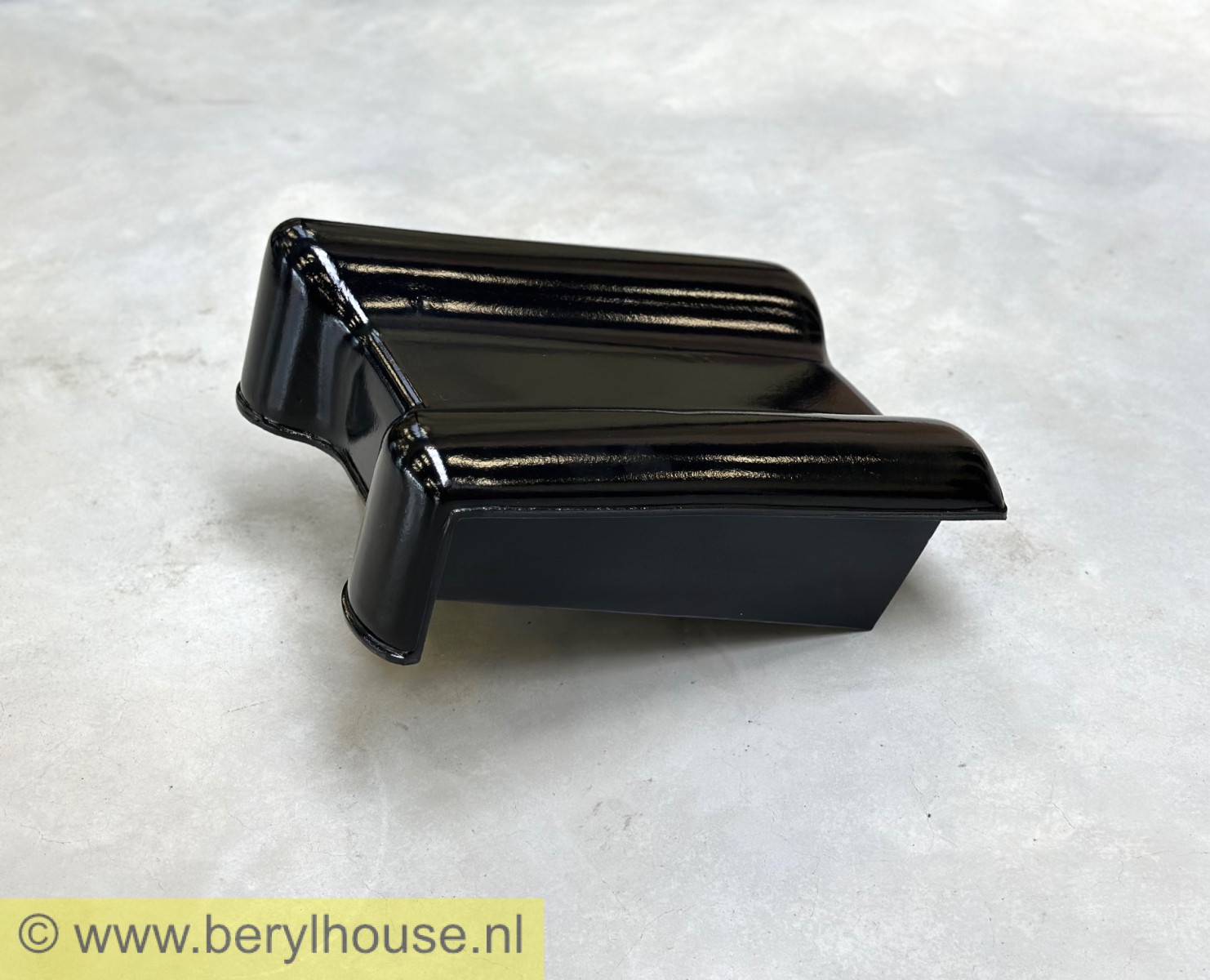 Chaperongevelpan links (per stuk) – Beryl House
