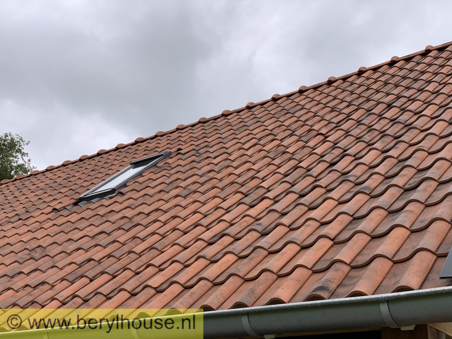 Dakpannen rustiek roodbruin genuanceerd OUDE HOLLE 20 (per m2) – Beryl ...