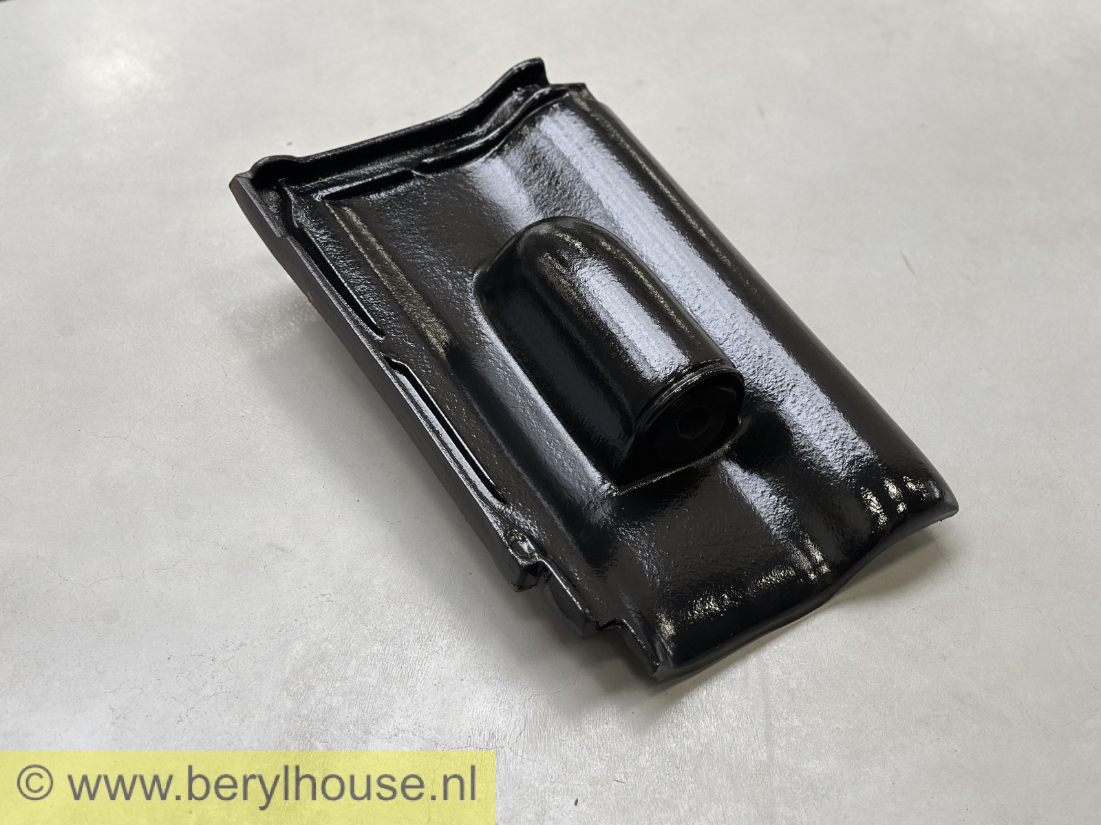 Leiding dakpan (per stuk) – Beryl House